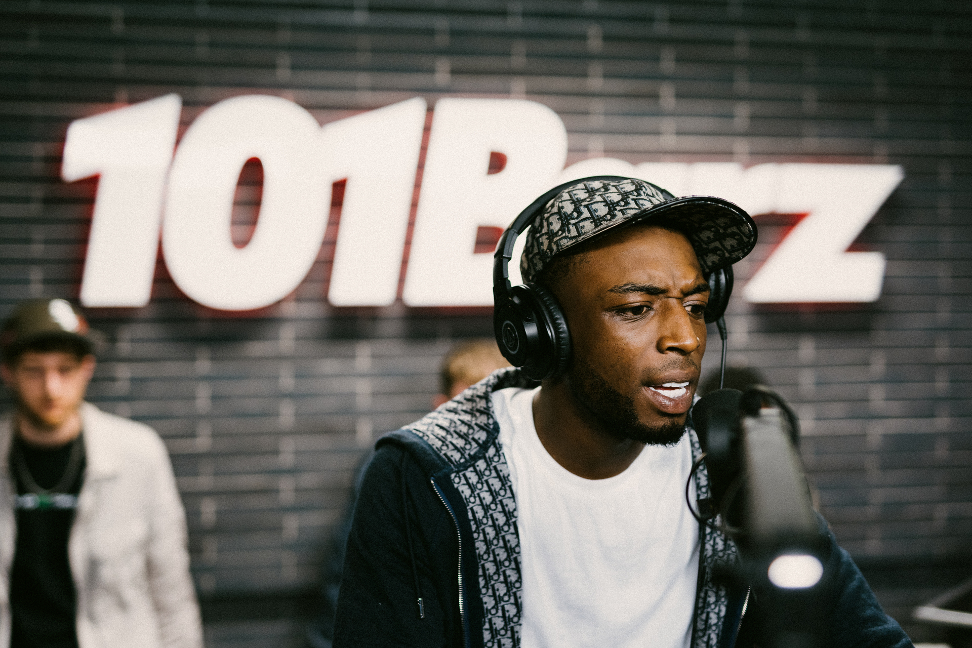 STUDIOSESSIE: Bastosz - 101Barz - BNNVARA